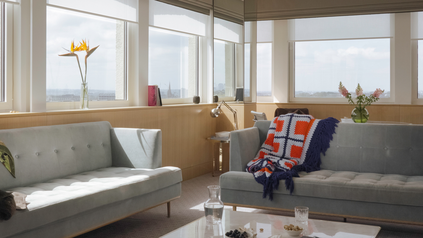 Conversation entre Deborah-Joyce Holman et Cédric Fauq + Lancement de ...